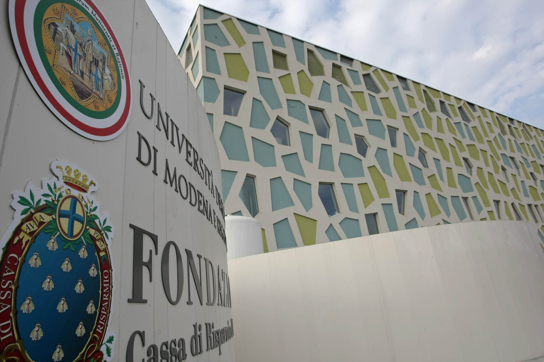 University of Modena and Reggio Emilia and Department of Foreign ...