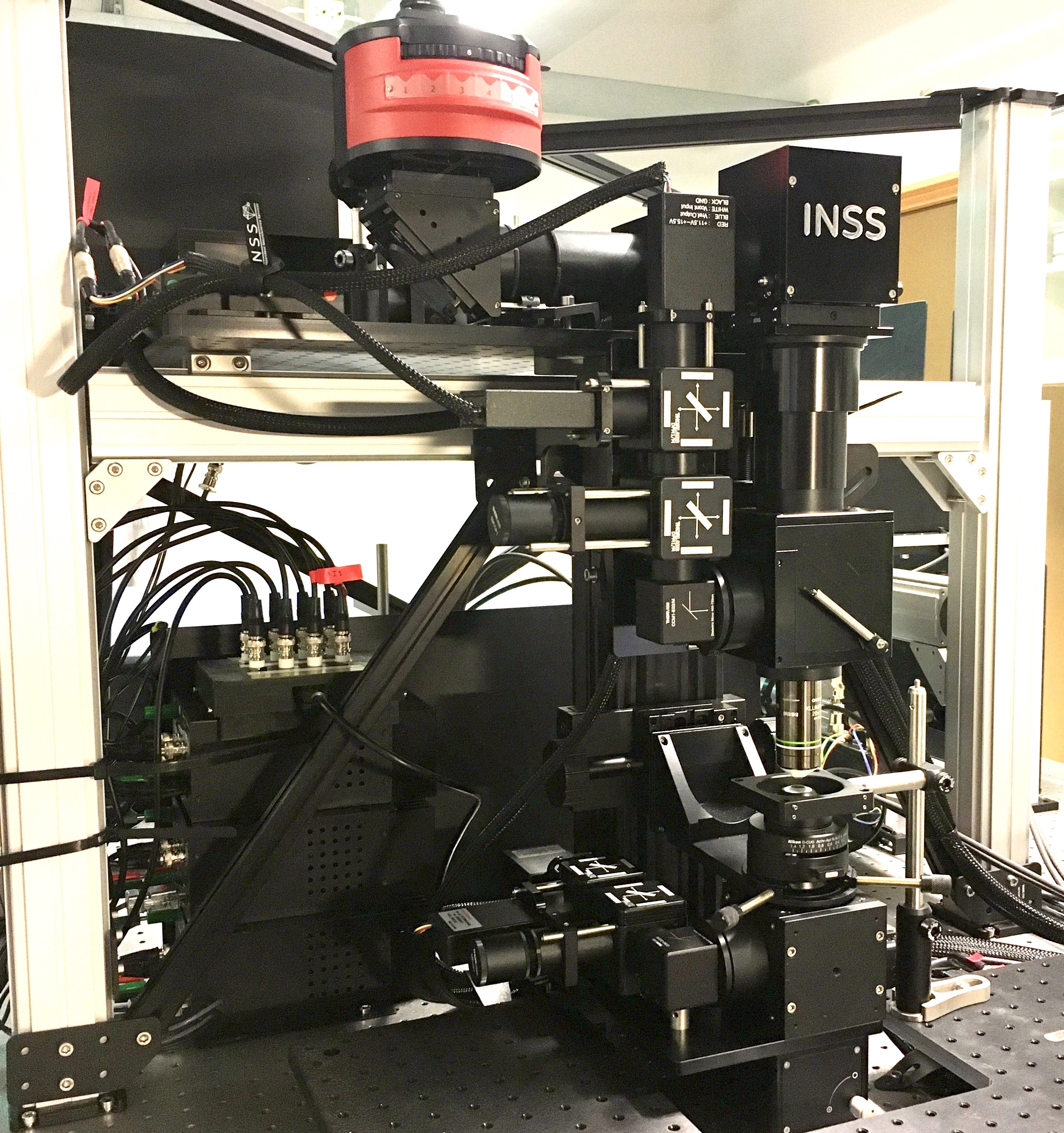 NORBRAIN3: New 2-photon microscope with simultaneous 2-photon uncaging ...