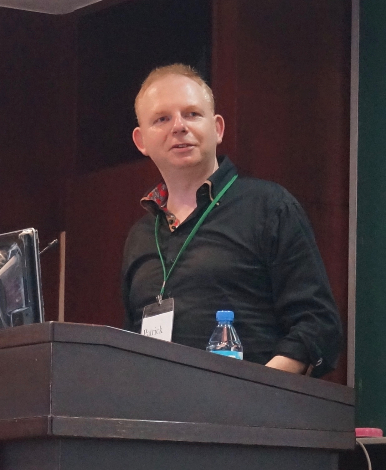 Patrick Neveling | Frontlines of Value | UiB