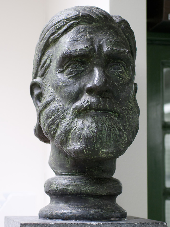 Peter Waage | Kunst og hage | UiB