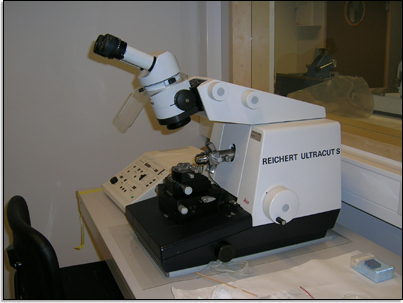 EM sample preparation | Molecular Imaging Center (MIC) | UiB