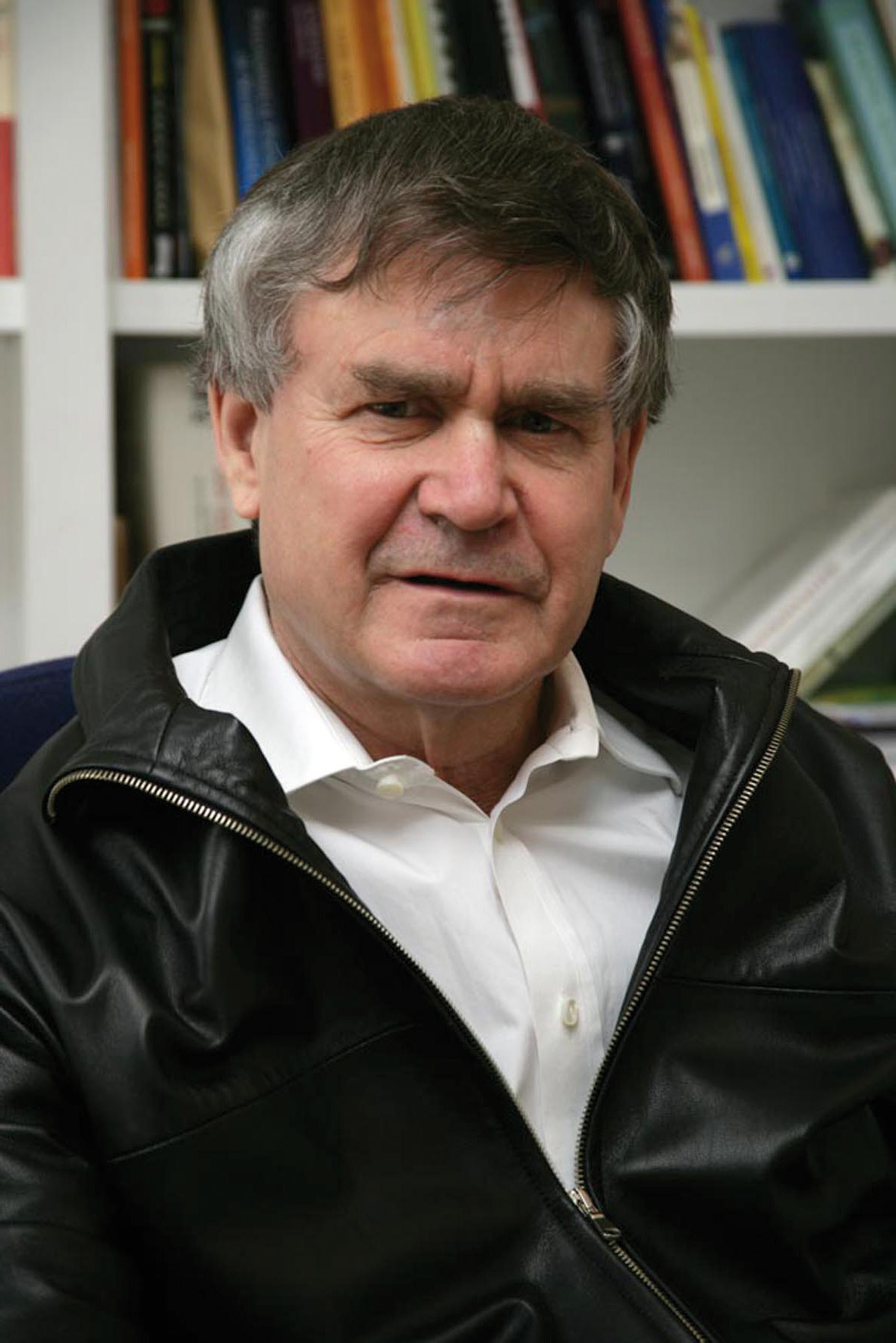 Winner 2009: Ian Hacking | About UiB | UiB