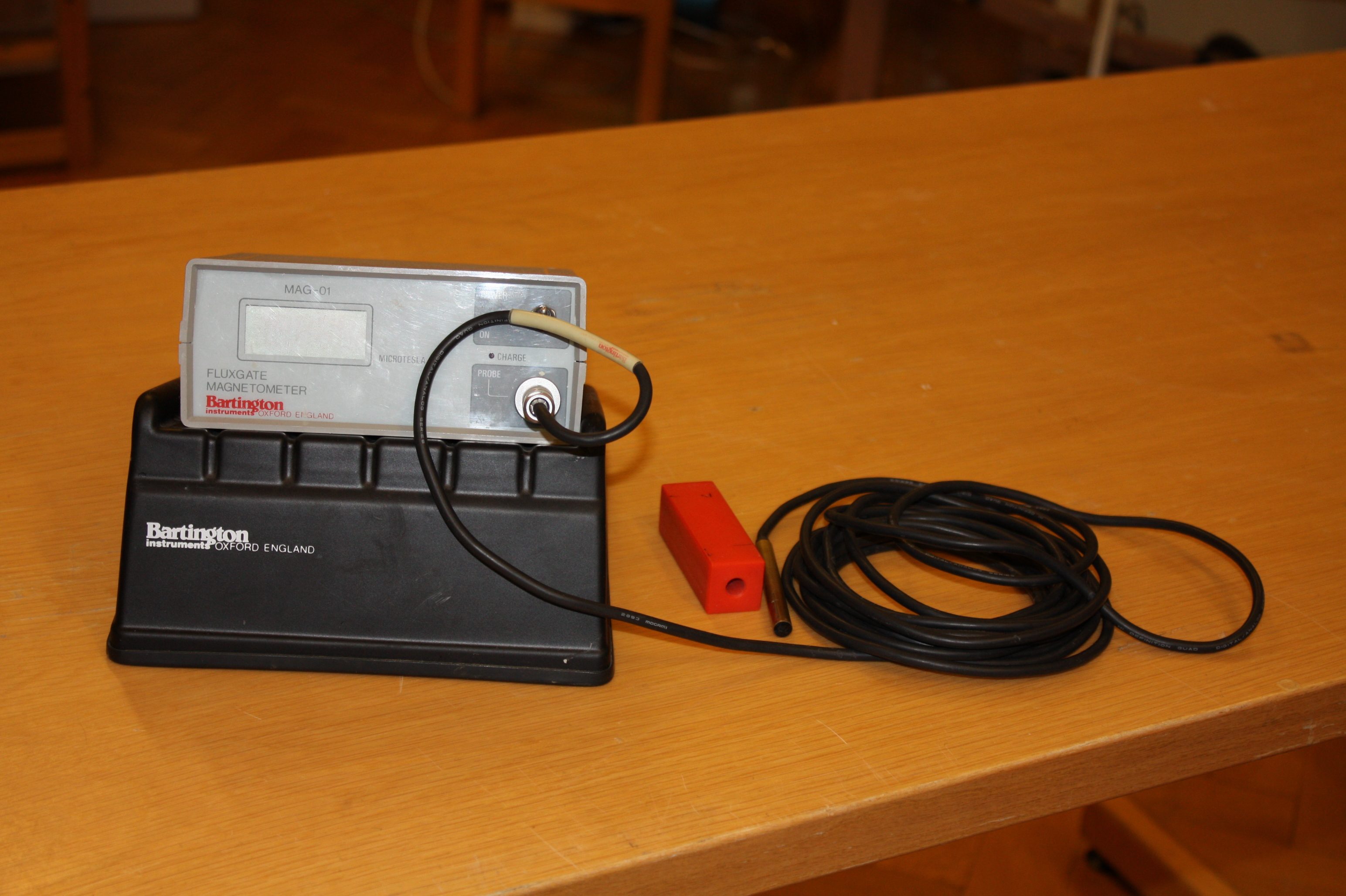 MAGNETIC FIELD MAGNETOMETERS | Department of Earth Science | UiB