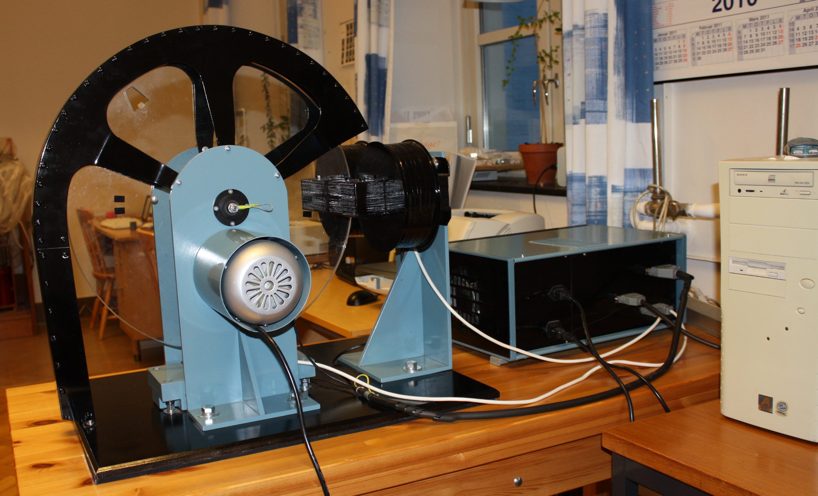 Coercivity Spectrometer J_Meter | Institutt for geovitenskap | UiB